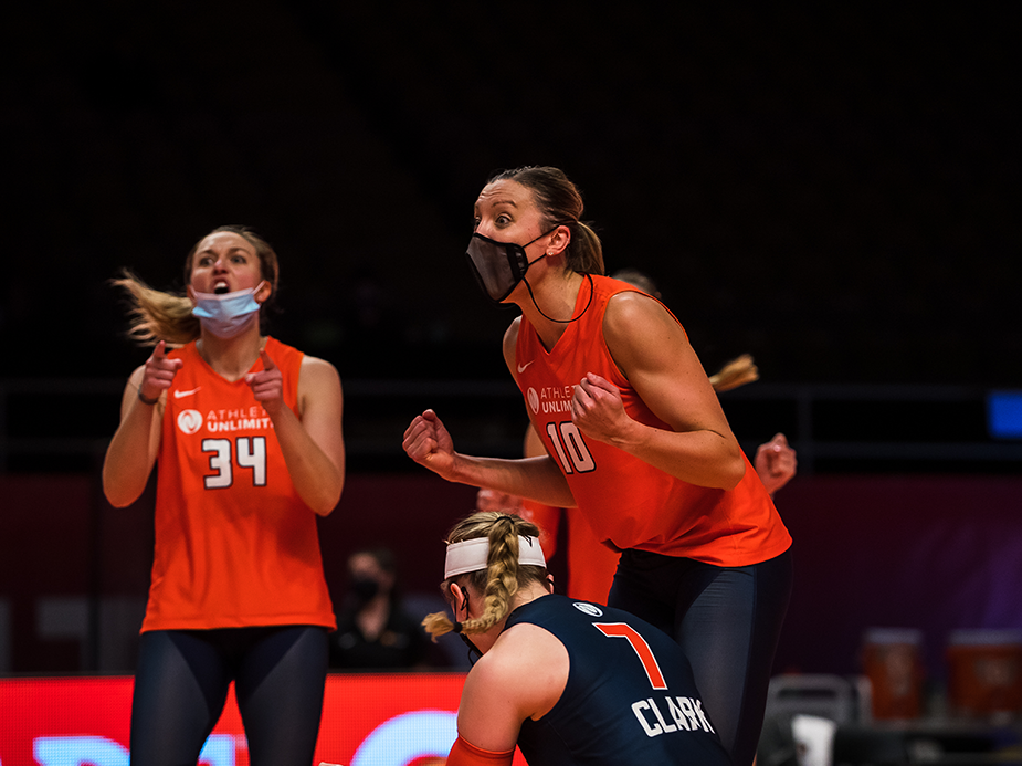 Jordan Larson breaks newly set record for single-match points by 1