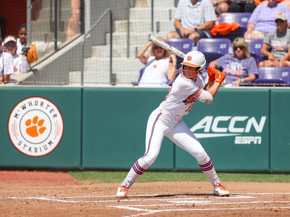 Clemson’s Valerie Cagle Signs for AU Pro Softball Season 5