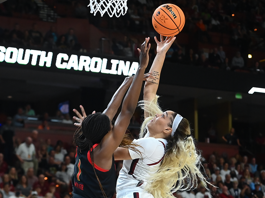 Victaria Saxton signs with AU Pro Basketball for 2025 season